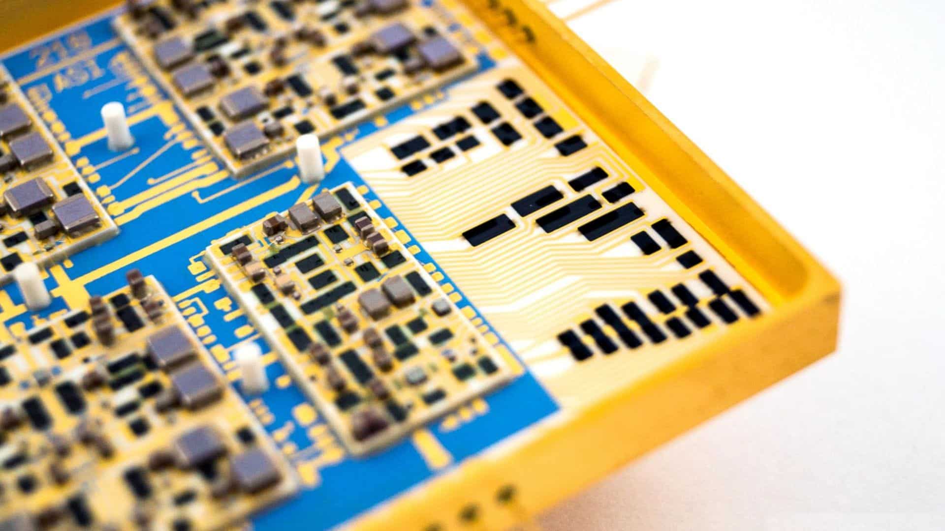 SIP (System in package) - SERMA MICROELECTRONICS